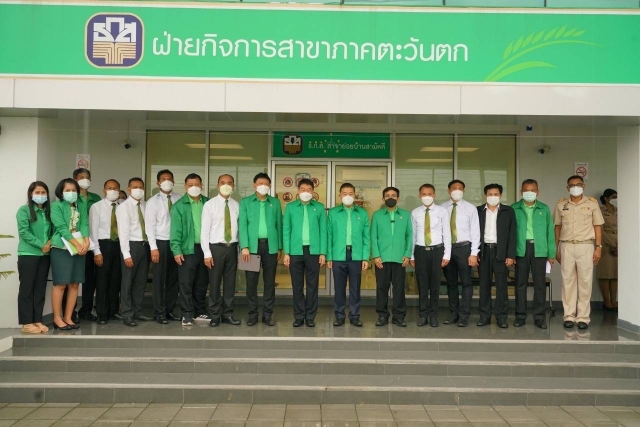 ธ ก ส